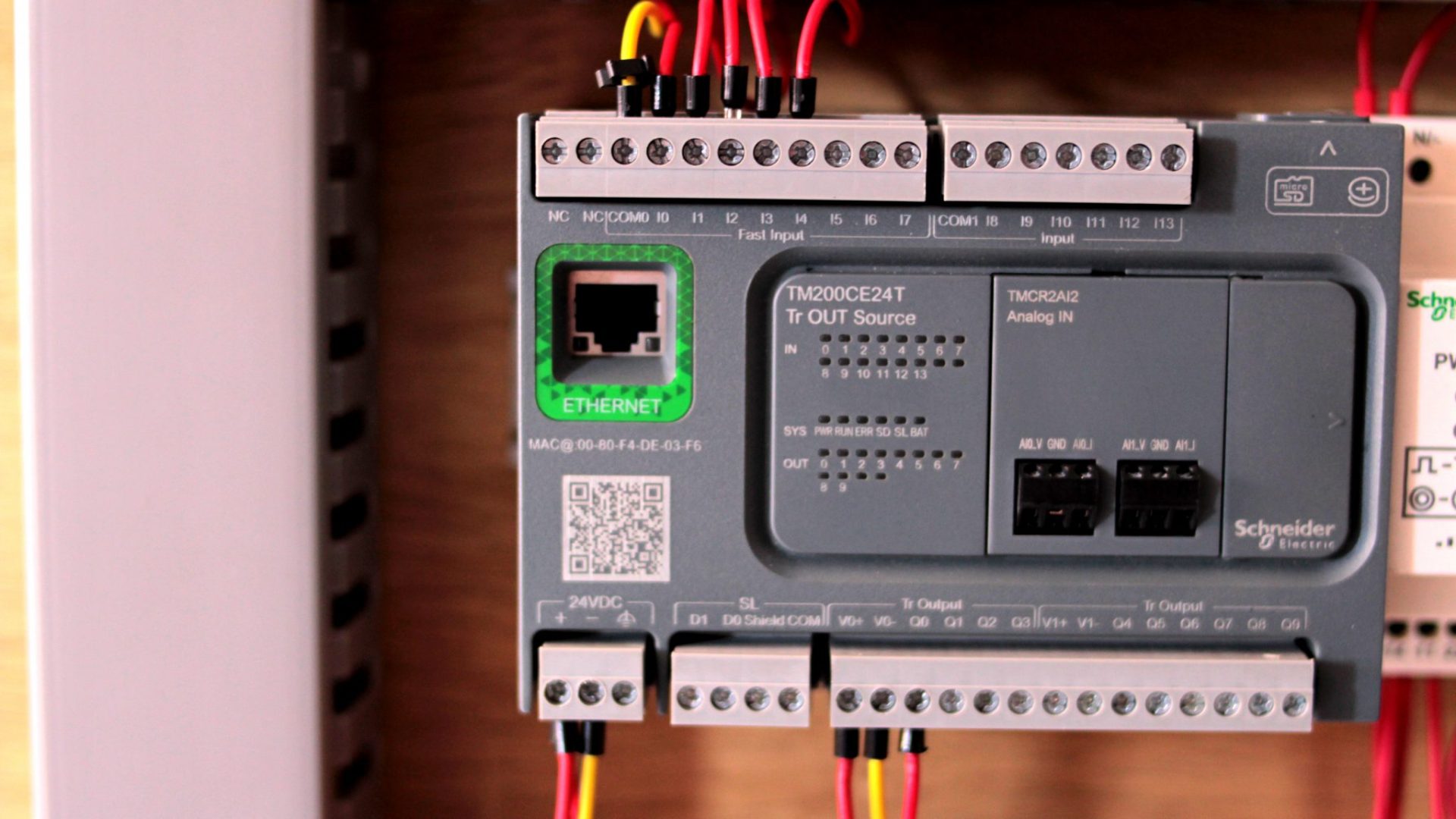 CLP... o que é, e qual sua Definição? - Sala da Elétrica